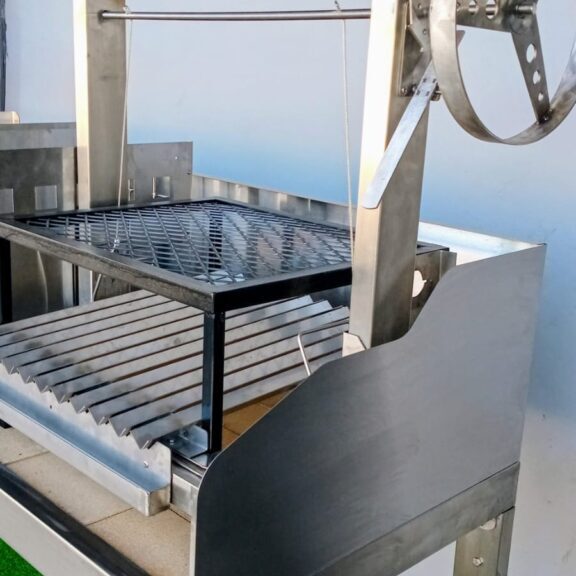 Mild Steel 304 Argentinian Mobile Braai - Breedt Braais